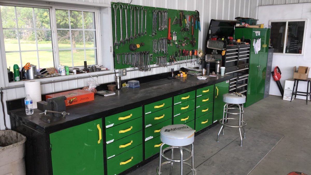 Heavy Duty Workbenches Gallery - Customize Your own Workbench