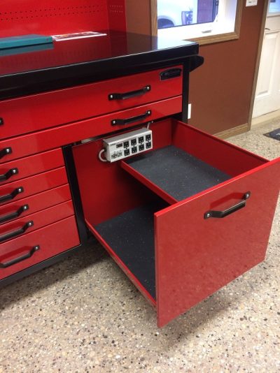Heavy Duty Workbenches Gallery - Customize Your own Workbench